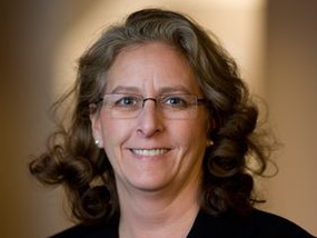 Bethel Provost Deb Harless Receives Distinguished Alumni Award | Bethel ...