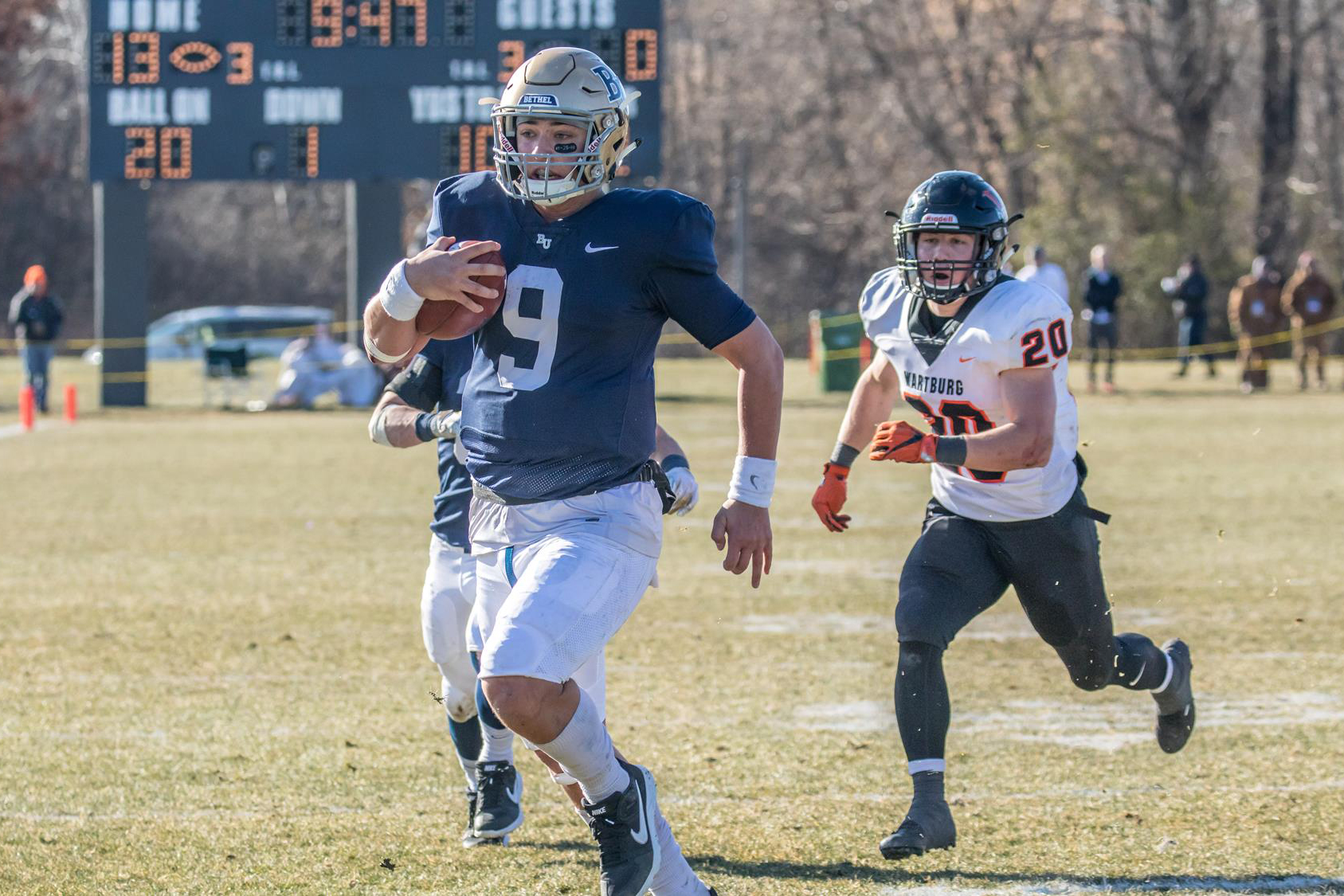 Royals Rumble to the Second Round | Bethel University